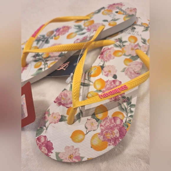 Havaianas | Shoes | Havaianas X Victorias Secret Lemon Flip Flopsthong ...